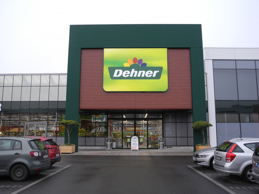 Dehner startet in Waiblingen - pet-online