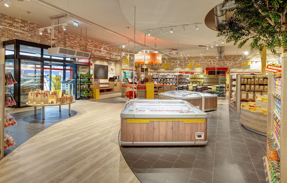 Das Futterhaus setzt neue Maßstäbe - pet-online