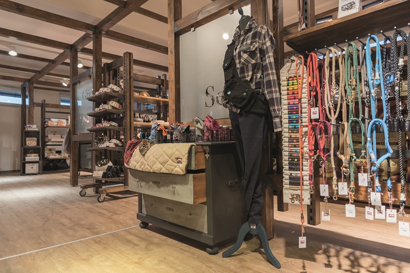 Dogstyler eröffnet Store in Saalfel... - pet-online